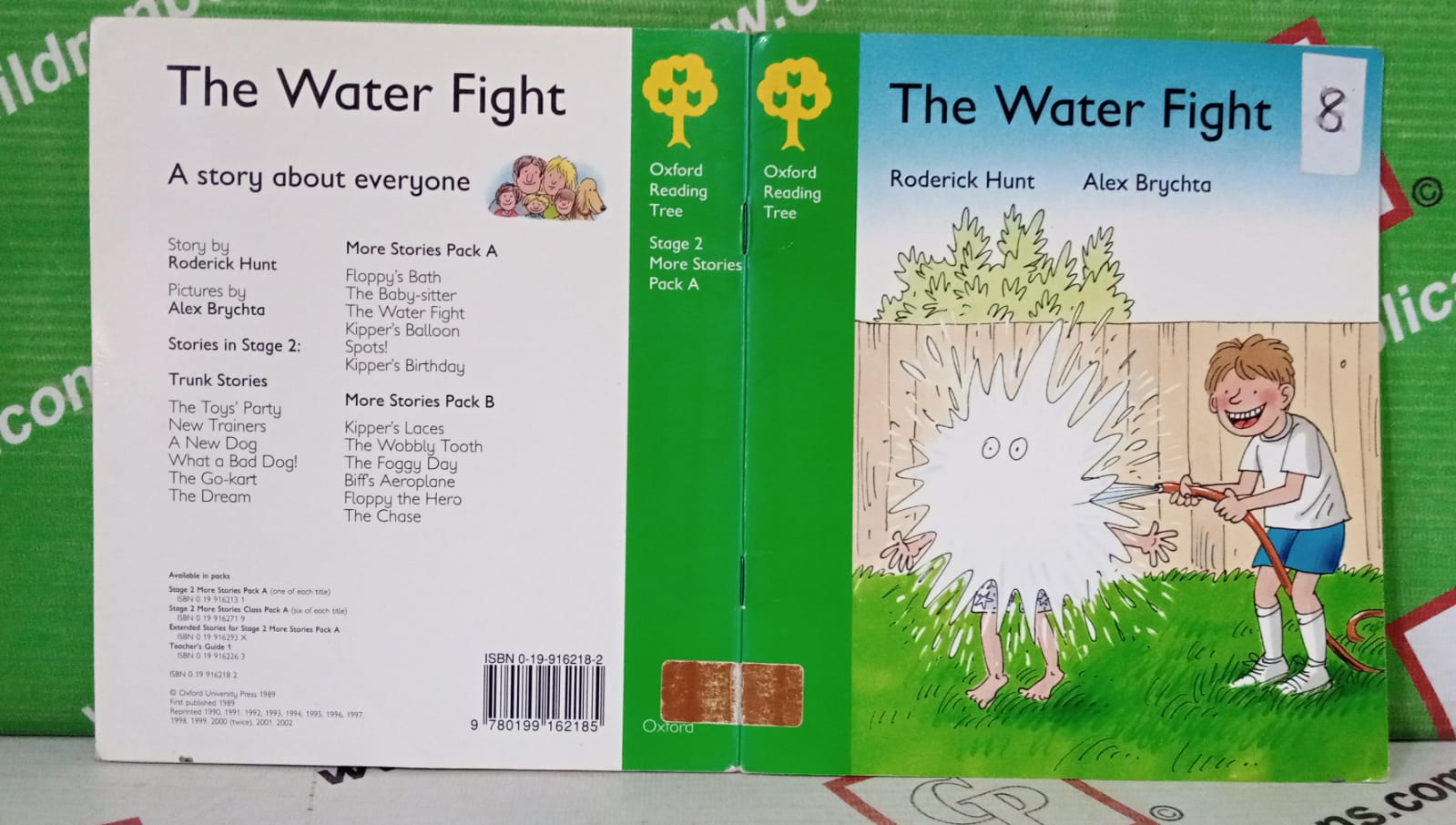 Oxford Reading Tree The Water Fight – Children Publications