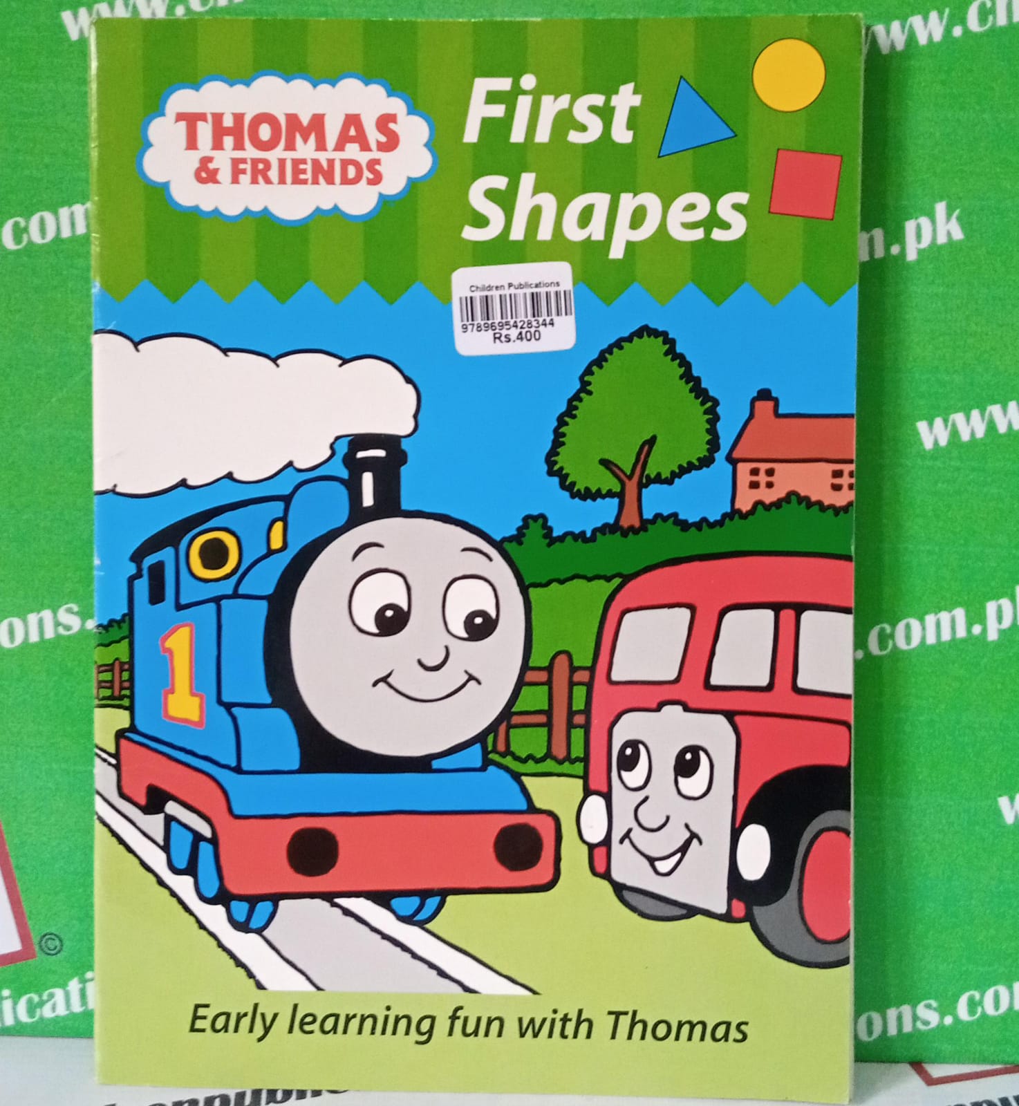 First Shapes ( Thomas & Friends ) – Children Publications