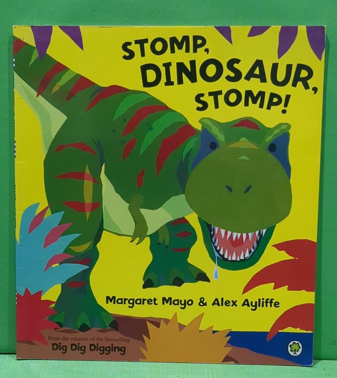 Stomp dinosaur stomp – Children Publications